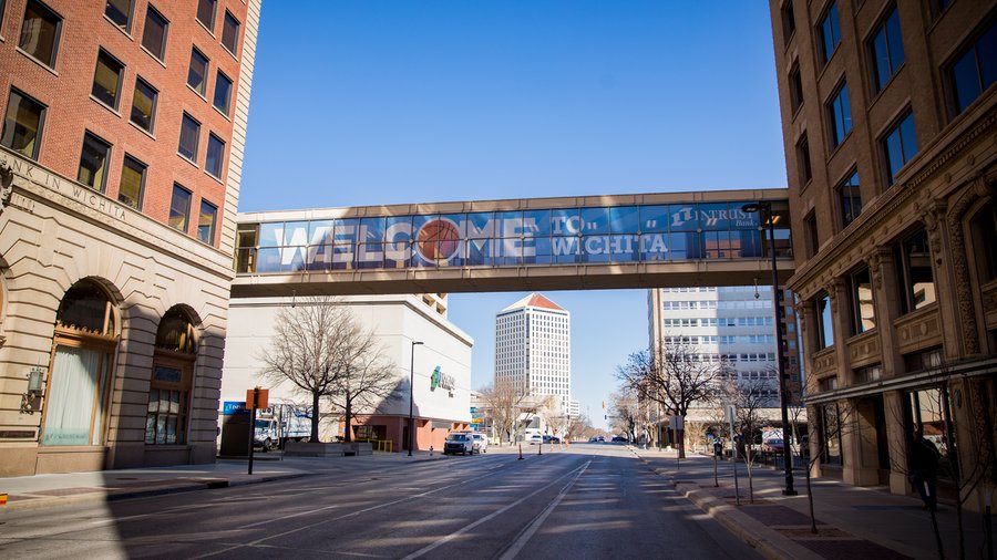 Wichita doesn't sniff list of top 100 college basketball cities ...