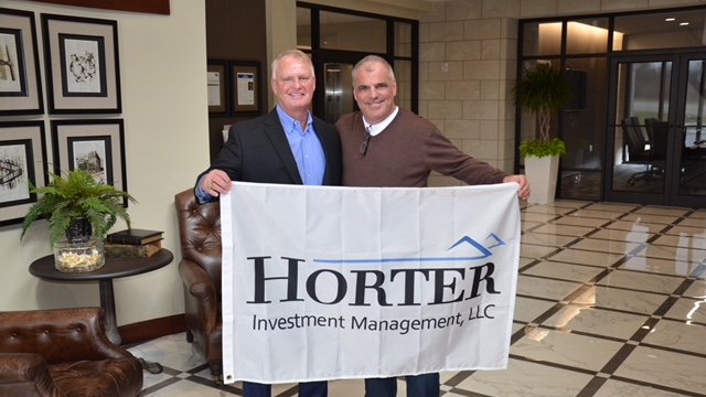 Man attempting to be first Cincinnatian to climb Mount Everest gets ...