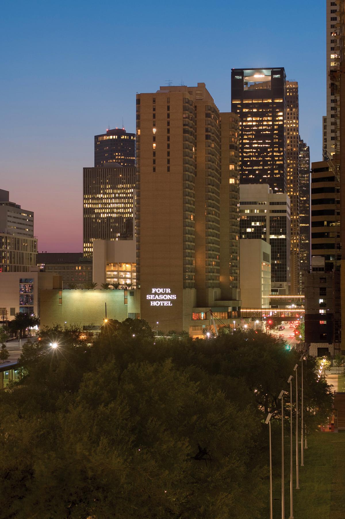 Bill Gates' Cascade Investment buys Four Seasons Hotel Houston ...