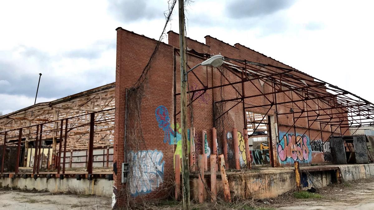 1st phase of job-creating Pittsburgh Yards development about 40 percent ...