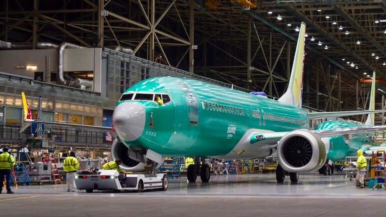 Boeing 737 #10,000