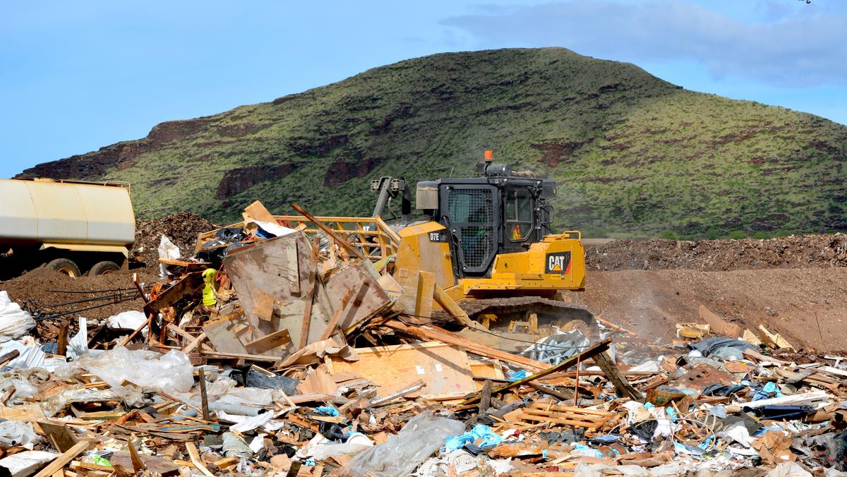 Oahu landfill operates first hybrid bulldozer in Hawaii - Pacific ...