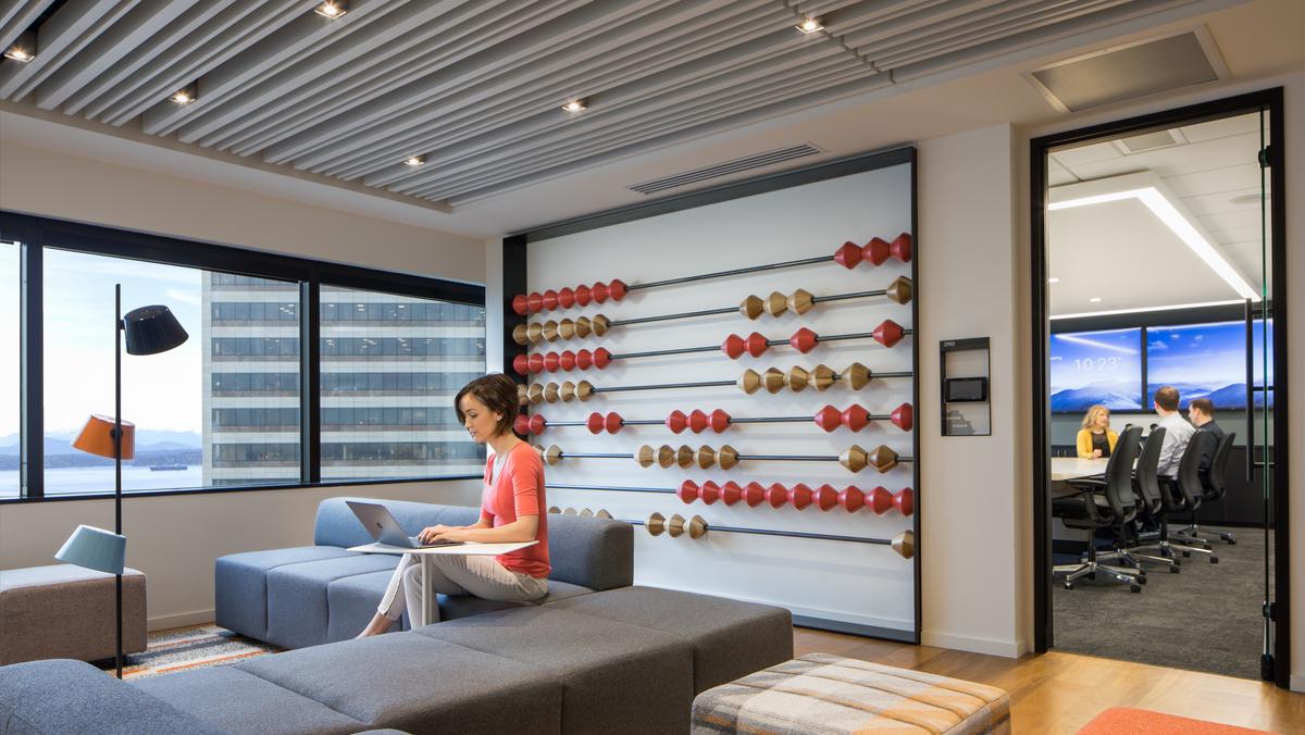 Tour Moss Adams' NBBJ-designed headquarters in Seattle's Wells Fargo ...