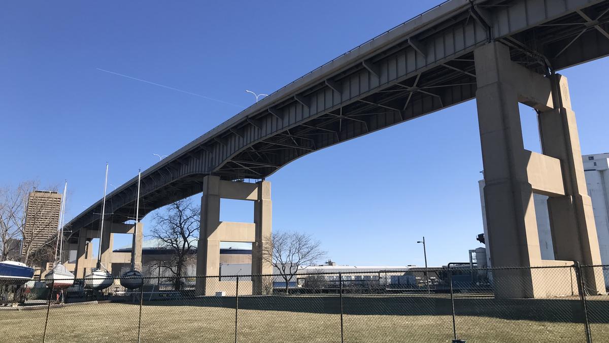 Cuomo: New York is ready to take down the Buffalo Skyway with federal ...