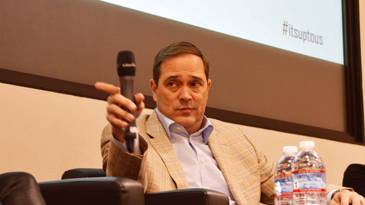 Another Cisco executive departs as CEO Chuck Robbins addresses ...