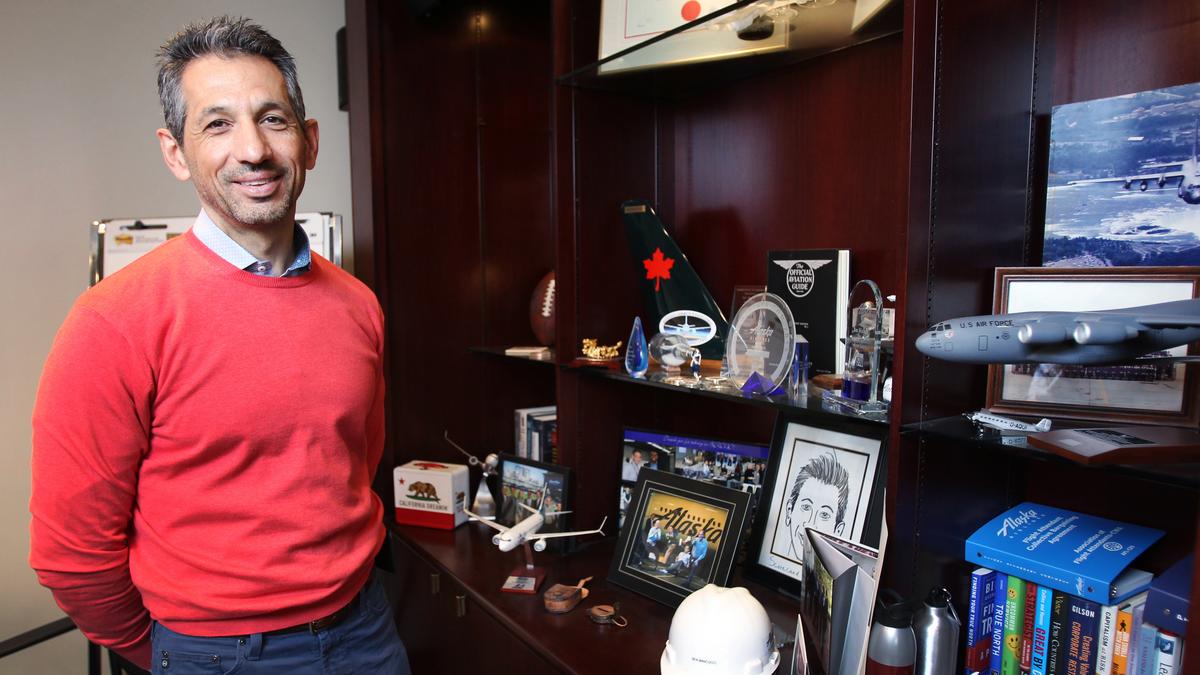 Alaska Air Group Inc. warns of management layoffs - San Francisco ...