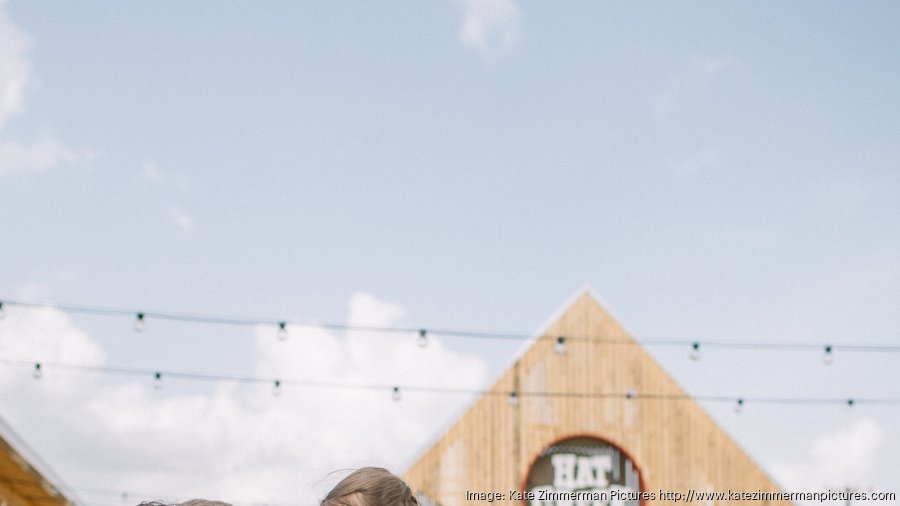 Hat Creek Burger Co. to open first Houston-area locations in July ...