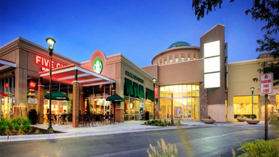 Ward Parkway Shopping Center gets a new, anonymous owner - Kansas City ...