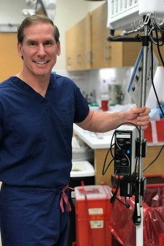 Dr. Andrew Hearn of Mercy Health testing Shockwave technology to save ...