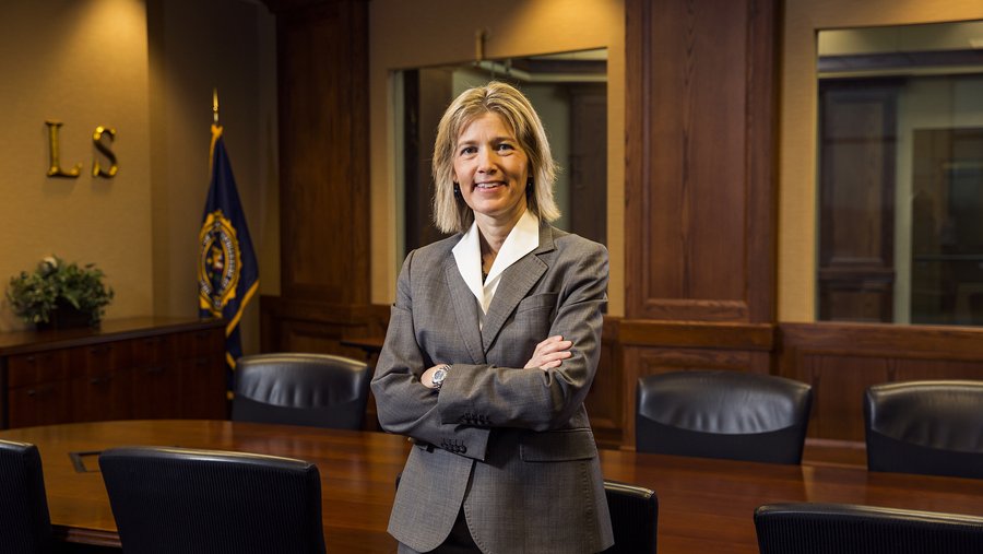 Former assistant director of FBI branch named Louisville Chief of ...