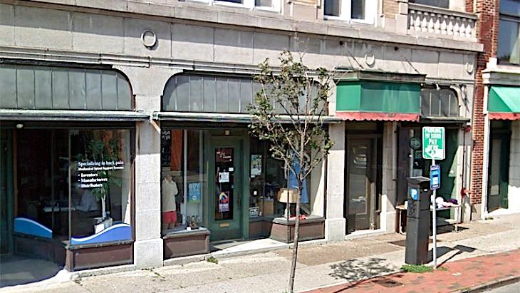 Men's, women's clothiers to set up shop at same Allentown site ...