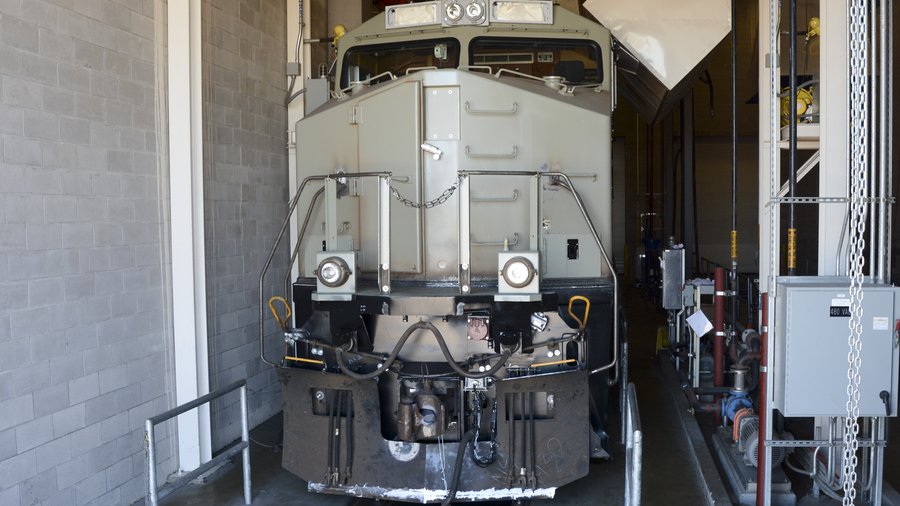 GE Manufacturing Locomotive Modernization DSC 9595