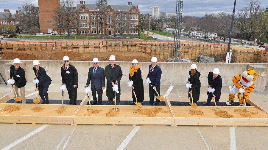 Towson University starts work on $184M science building along York Road ...