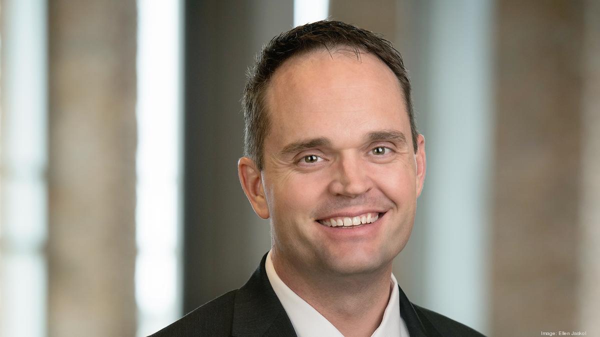 Shawnee Mission Health CEO Huenergardt 'takes away the noise' - Kansas ...