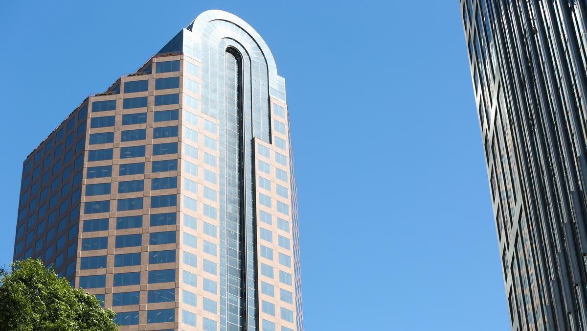 Wells Fargo hires outsiders for two top technology roles - Charlotte ...