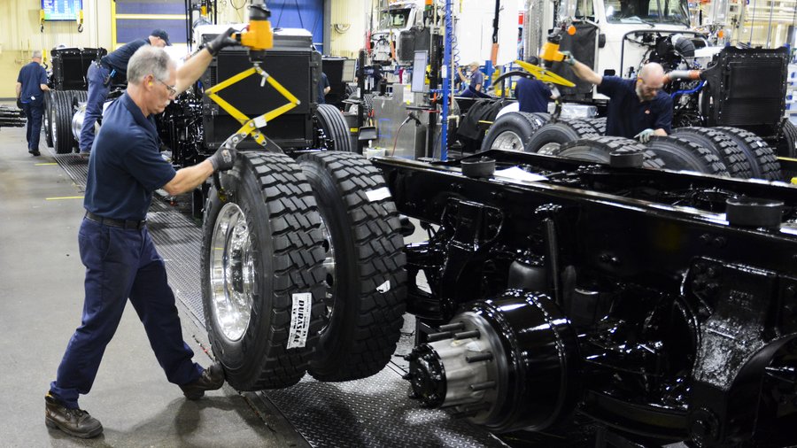 Peterbilt makes more than 150 trucks a day in its Denton plant, take a ...