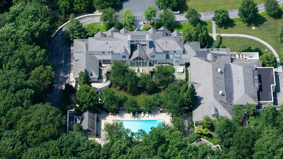 Hundreds tour Cal Ripken's Reisterstown estate weeks before auction ...