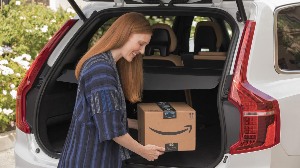 Amazon and Ford introduce package delivery direct to vehicles - Puget ...