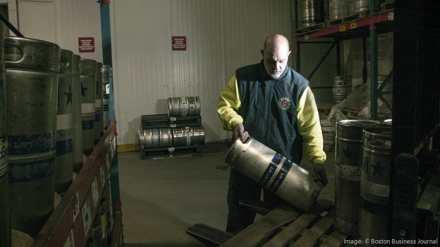 Gov. Baker signs Mass. beer distribution reform bill. Here's how it ...