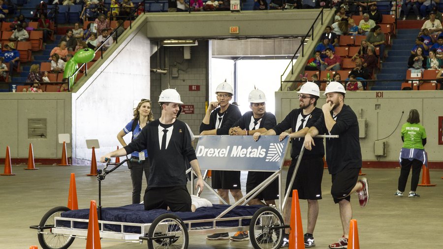 Photos from 2017 Kentucky Derby Festival Bed Races - Louisville ...