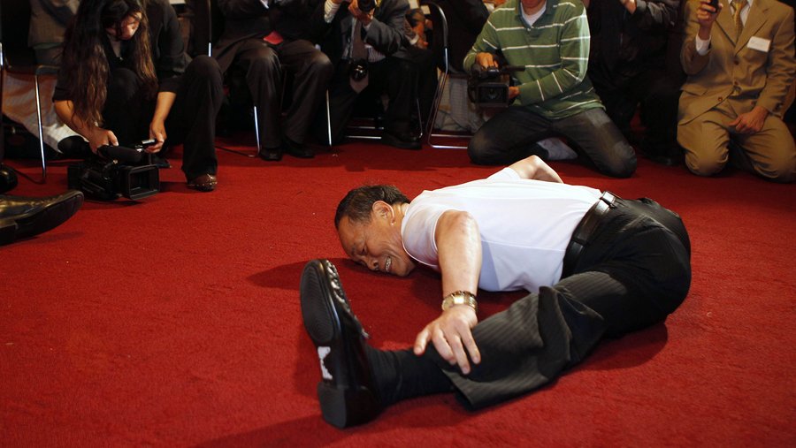 Jhoon Rhee, the taekwando master behind the 'nobody bothers me' ads ...