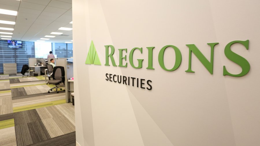 Regions Financial moves into uptown Charlotte tower, with new branch ...