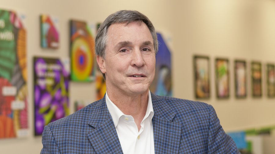 How 3 words changed the life of FedEx Office's CEO Brian Philips ...