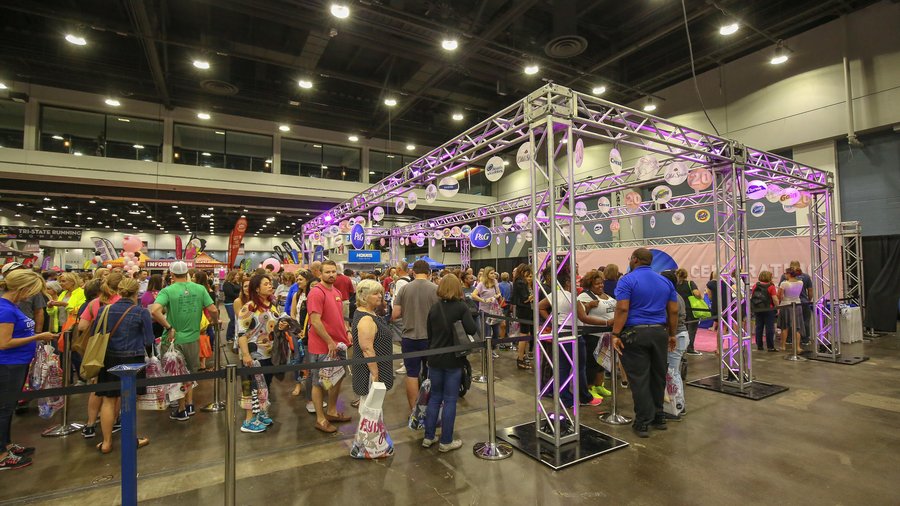 Cincinnati's Flying Pig Marathon kicks off 2018 expo: PHOTOS ...