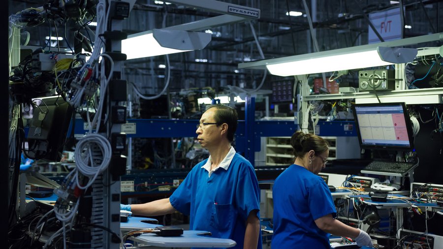 iQor employees
