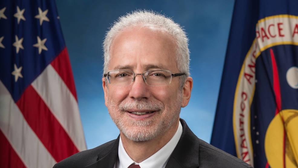 Former NASA Johnson Space Center director Mark Geyer dies - Houston ...