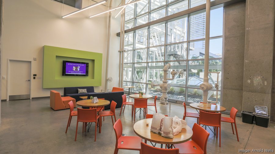 Inside GM's Austin tech center, one of many corporate innovation hubs ...