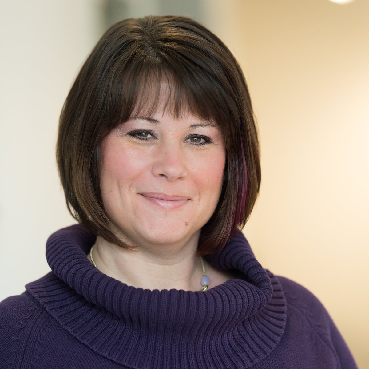 Sarah Larson's Instagram, Twitter & Facebook on IDCrawl