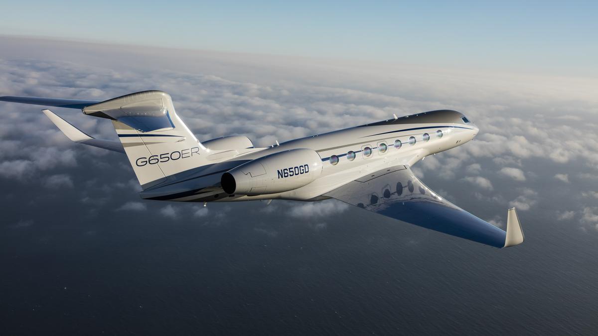 Savannah's Gulfstream Aerospace flies jet over North Pole in record ...