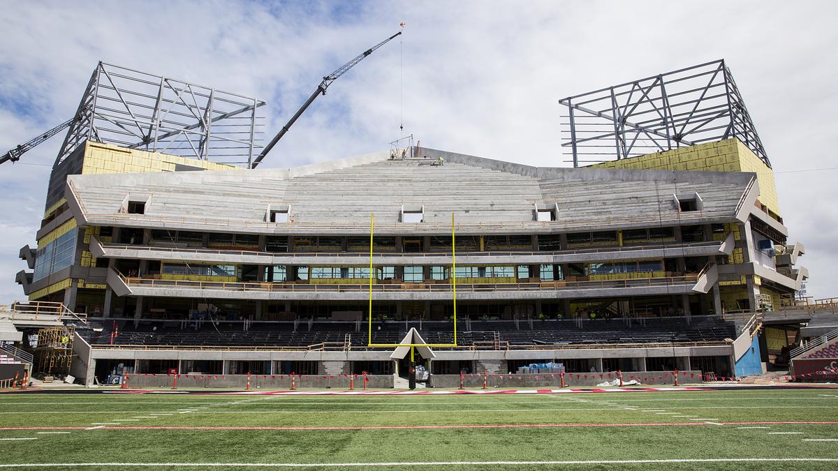 University of Louisville football shows off stadium expansion, new ...