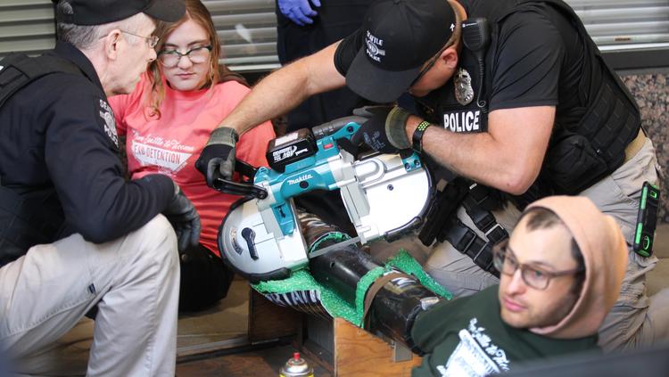 ICE protesters target Seattle developer Martin Selig over government ...