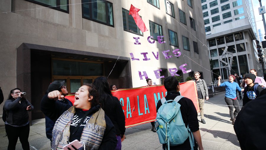 ICE protesters target Seattle developer Martin Selig over government ...