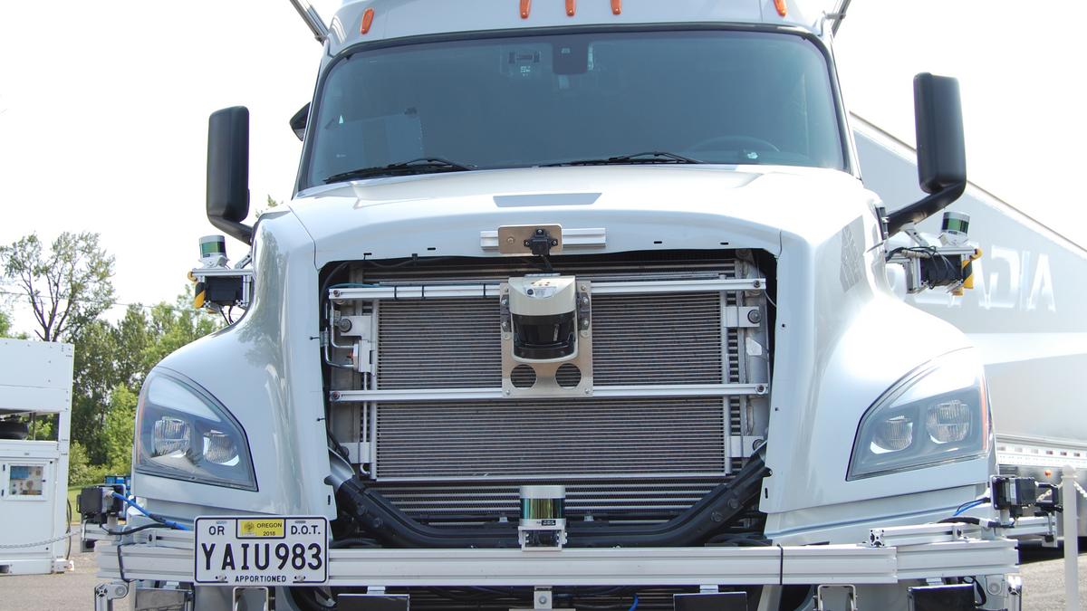 Daimler Trucks North America shows off its autonomous know-how ...