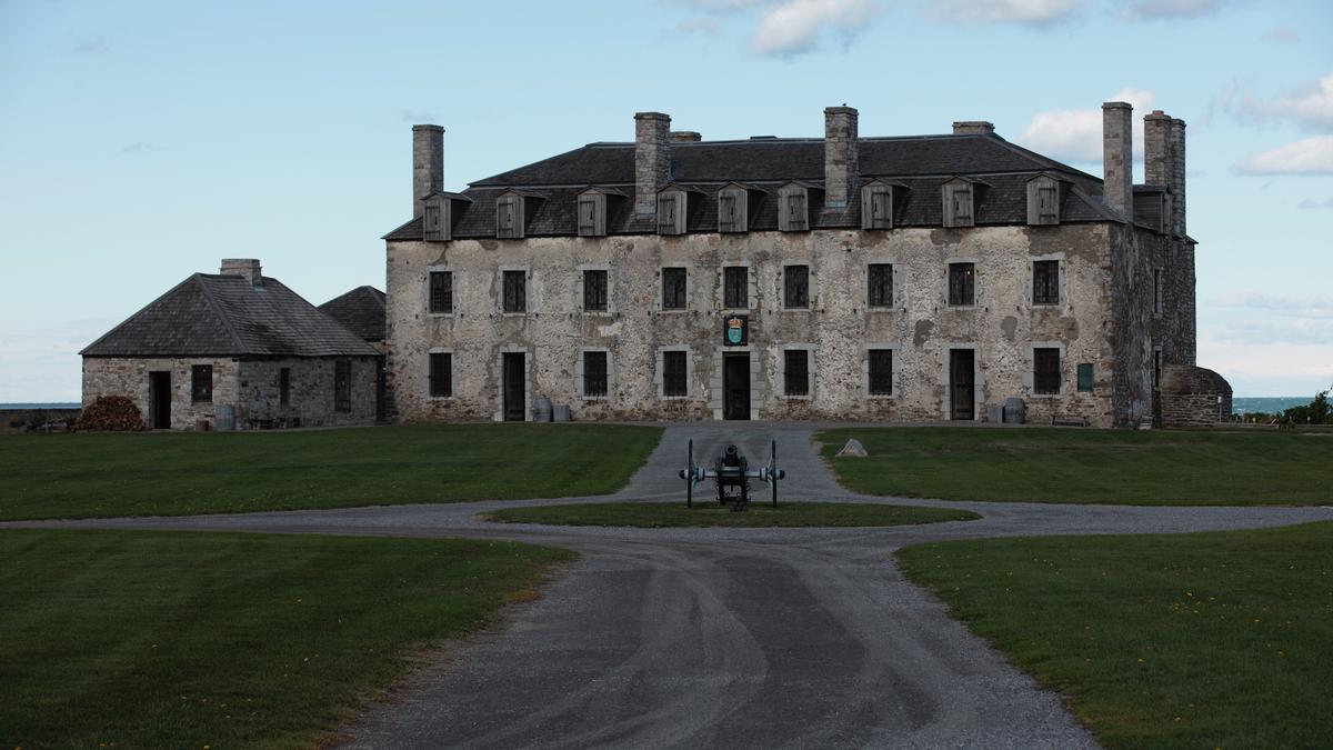 A bathhouse is the newest amenity at Old Fort Niagara - Buffalo ...