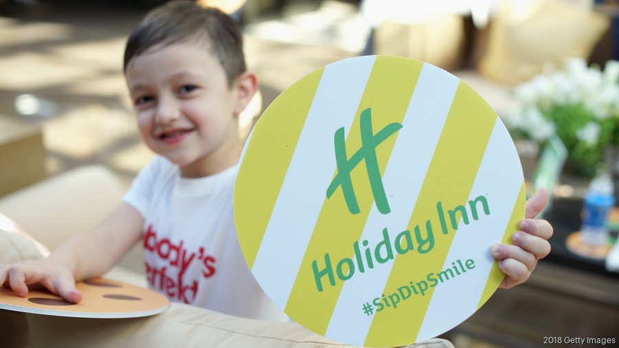 How Holiday Inn does a milk-and-cookies pop-up in Millennium Park ...