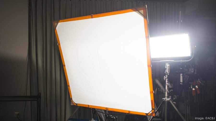 Take a look at VML's unique HQ inside a working airport [PHOTOS ...