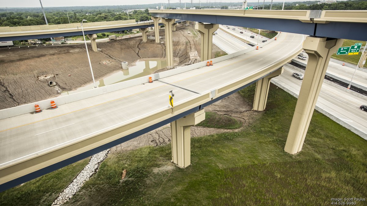 Zoo Interchange's new I-94 system ramp to open - Milwaukee Business Journal