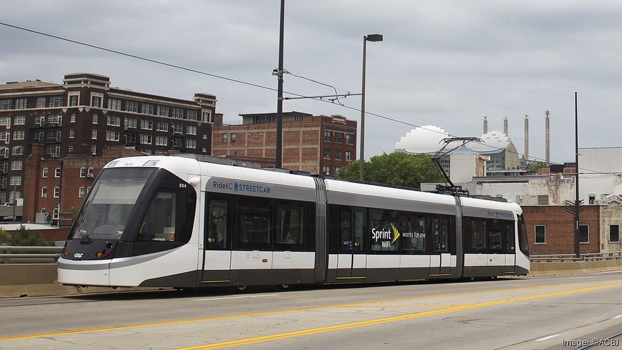 Streetcar's Plaza, UMKC park-and-ride lots prepare for extension ...