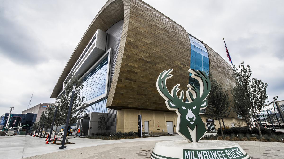 'Birth is about to happen' at Bucks arena: Slideshow - Milwaukee ...