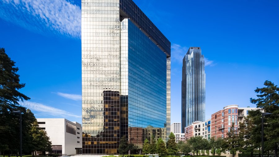 The Lakes on Post Oak at 3040 Post Oak