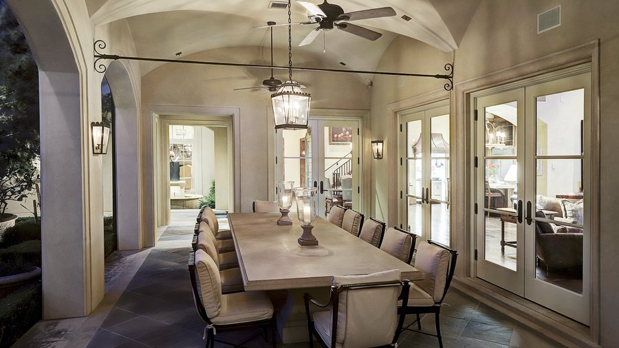 Johnny Carrabba of Carrabba’s Italian Grill lists Memorial-area home ...