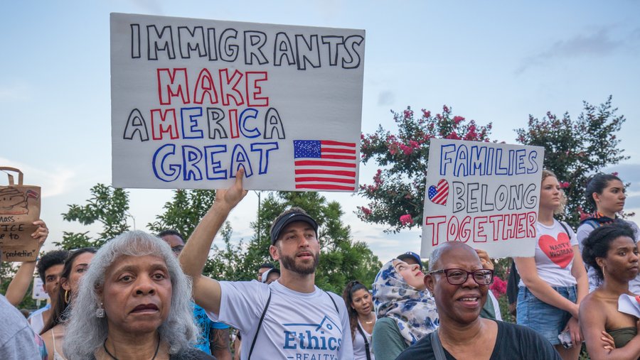 US immigration crackdown disrupts businesses - Pacific Business News