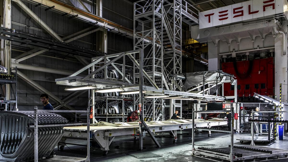 Former Tesla employee Martin Tripp, who the company calls a saboteur ...