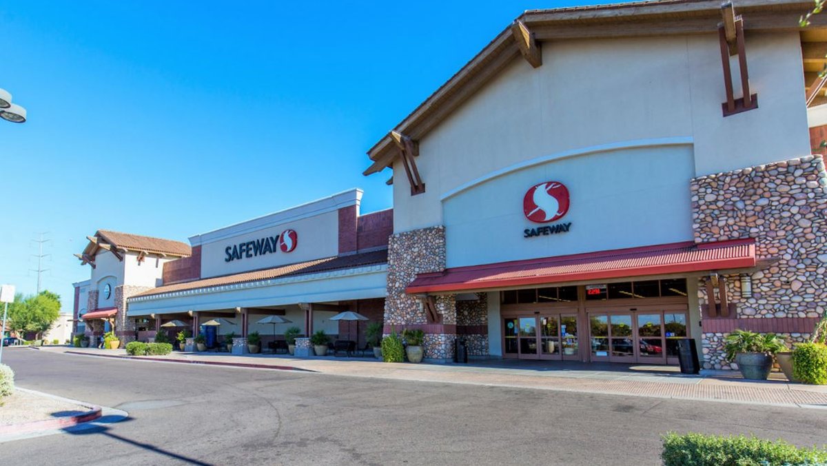 Albertsons/Safeway lays off hundreds in Phoenix - Phoenix Business Journal