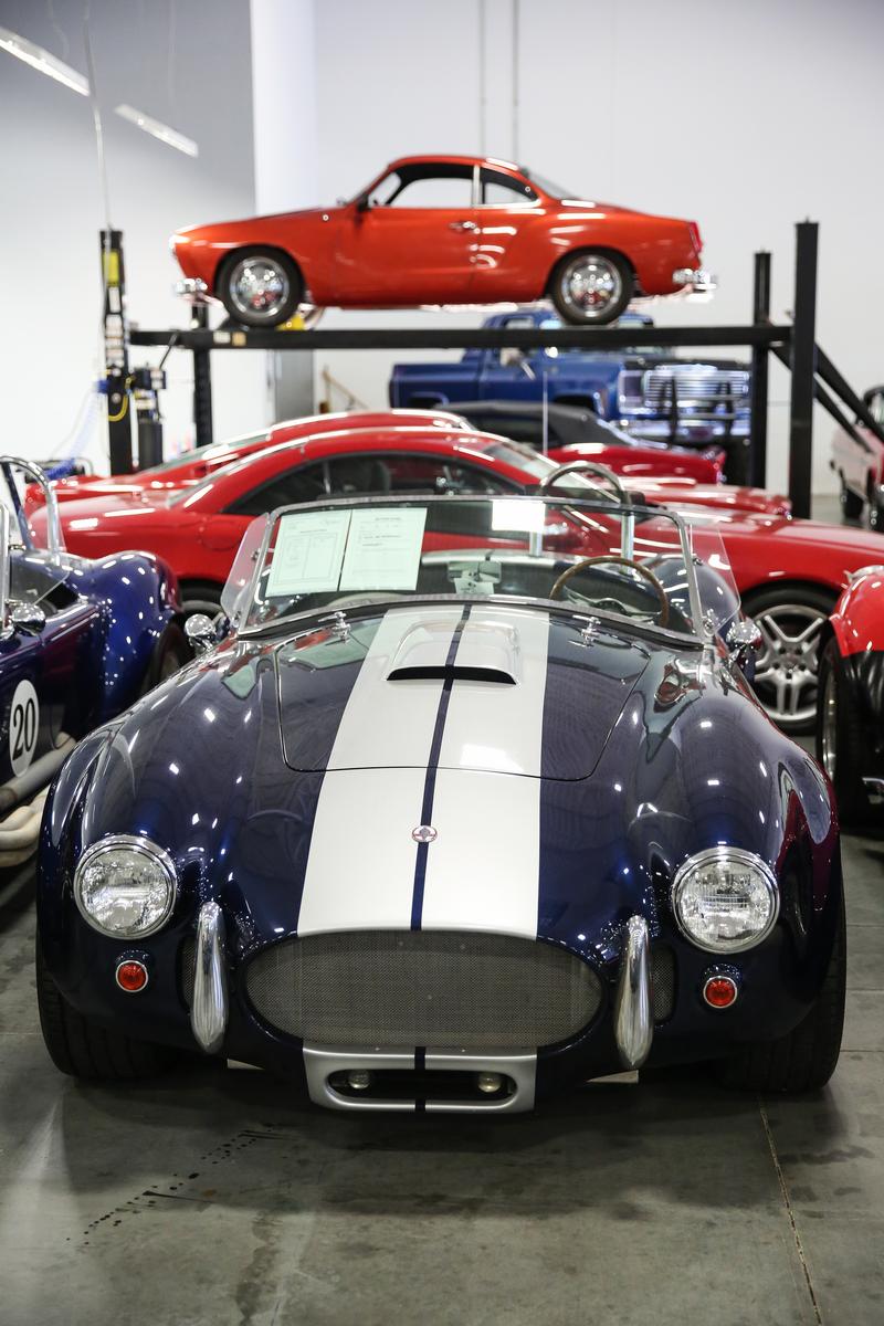 Streetside Classics - Bizwomen