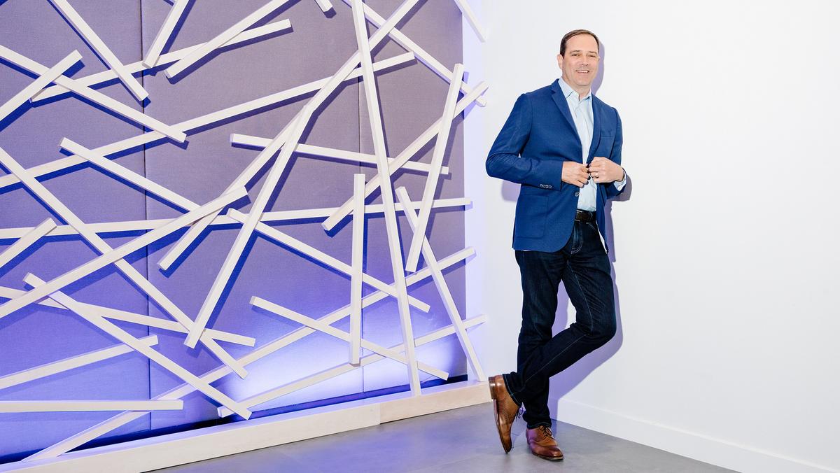 Cisco points to accelerating revenue growth, boosting shares - Silicon ...
